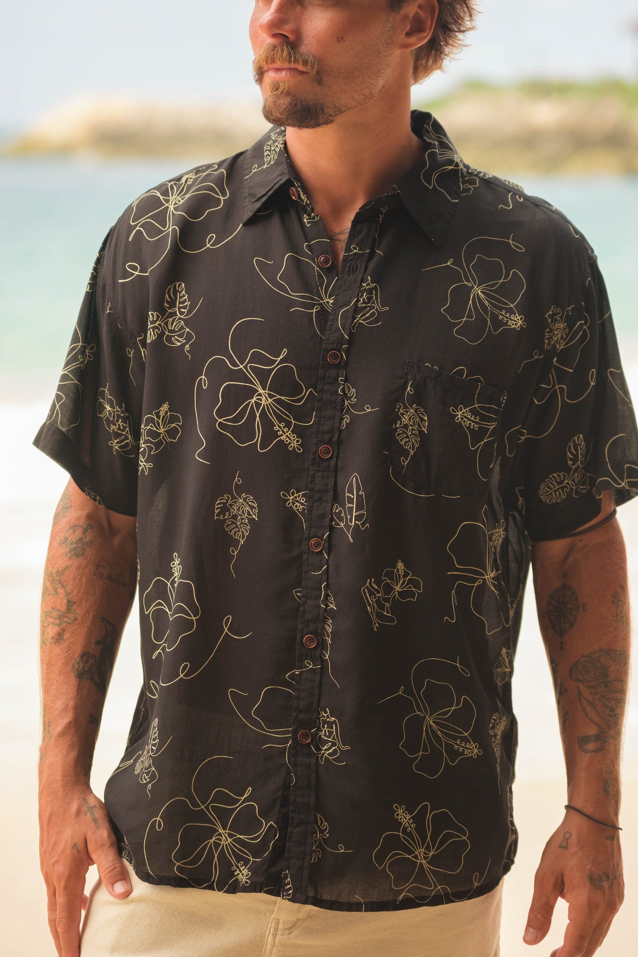 Bunga Line Shirt | Lost in Paradise